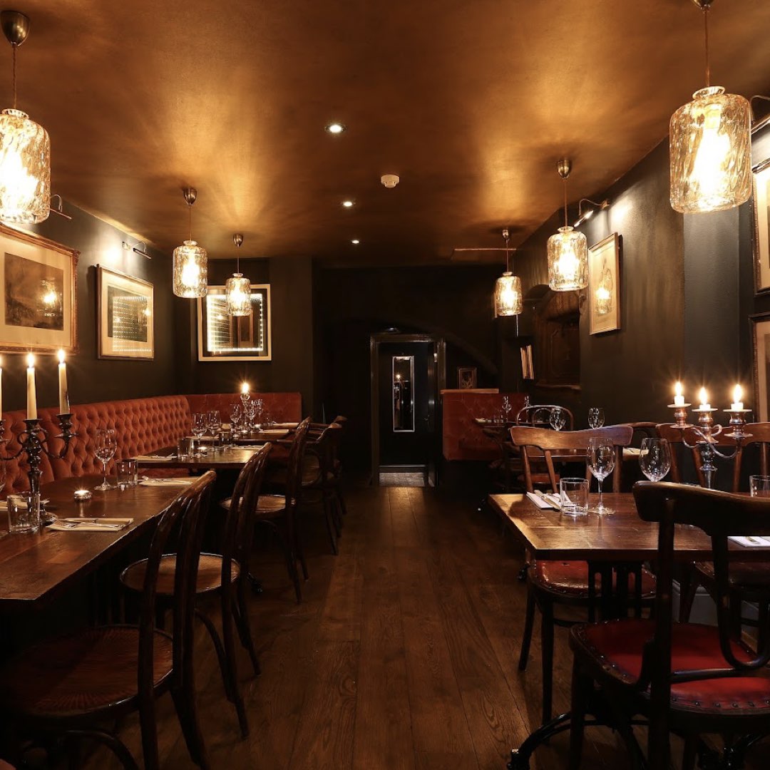 Cosy Candlelight – Dessie AI Limited